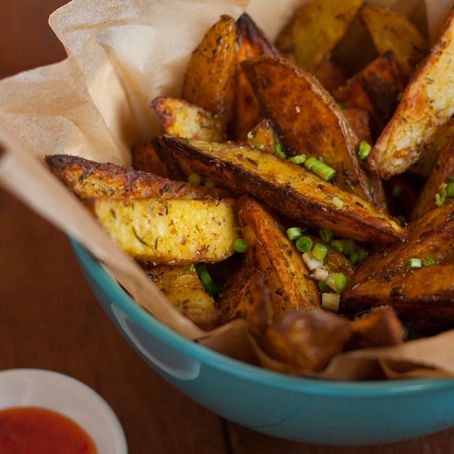 Roasted Garlic and Herb Potato Wedges Recipe - (5/5)
